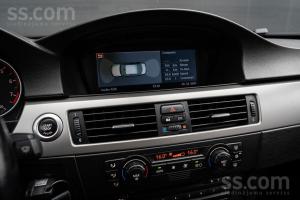 Black BMW 330 2005 in Riga, with an engine capacity of 3.00 L and mileage of 288 thousand km for 4600 €, photo 9 on AUTOMOTO.COM.LV
