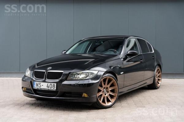 Black BMW 330 2005 in Riga, with an engine capacity of 3.00 L and mileage of 218 thousand km for 6400 €, photo 1 on AUTOMOTO.COM.LV