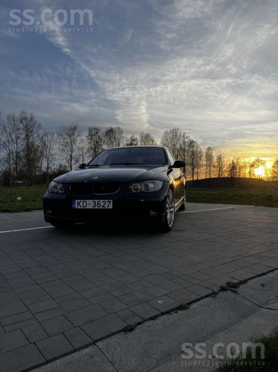 Melns BMW 330 2005 Rīga, ar dzinēja tilpumu 3.00 L un nobraukumu 207 tūkst. km par 3300 €, foto 9 vietnē AUTOMOTO.COM.LV