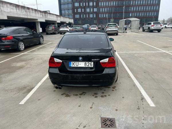 Черный БМВ 330 2005 в Рига, объемом двигателя 3.00 л и пробегом 320 тыс. км за 5900 €, фото 5 на AUTOMOTO.COM.LV