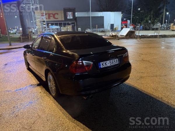 Melns BMW 330 2006 Rīga, ar dzinēja tilpumu 3.00 L un nobraukumu 451 tūkst. km par 2300 €, foto 5 vietnē AUTOMOTO.COM.LV