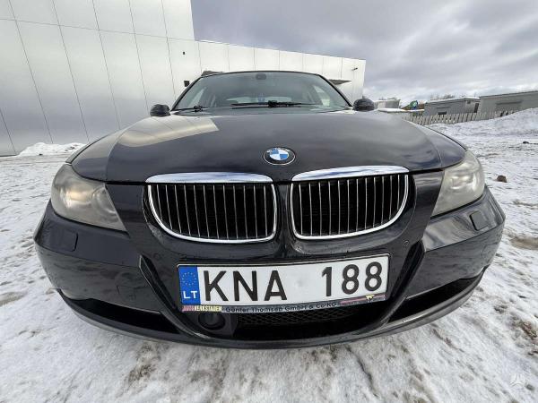 Черный БМВ 330 2006 в Каунас, объемом двигателя 2.99 л и пробегом 362 тыс. км за 4650 €, фото 11 на AUTOMOTO.COM.LV