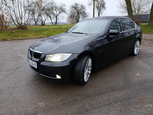 Melns BMW 330 2006 Marijampole, ar dzinēja tilpumu 3.00 L un nobraukumu 257 tūkst. km par 5500 €, foto 4 vietnē AUTOMOTO.COM.LV