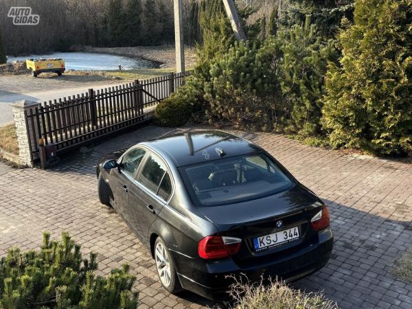 Melns BMW 330 2006 Alīta, ar dzinēja tilpumu 3.00 L un nobraukumu 286 tūkst. km par 3900 €, foto 5 vietnē AUTOMOTO.COM.LV
