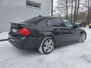 Melns BMW 330 2006 Rīga, ar dzinēja tilpumu 3.00 L un nobraukumu 0 tūkst. km par 4900 €, foto 3 vietnē AUTOMOTO.COM.LV