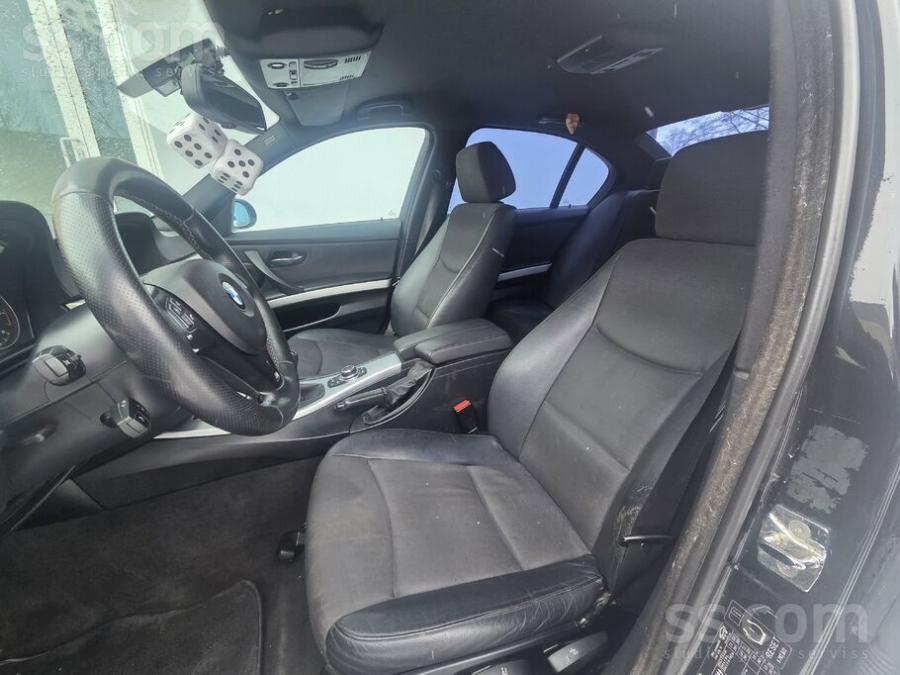 Melns BMW 330 2006 Rīga, ar dzinēja tilpumu 3.00 L un nobraukumu 0 tūkst. km par 4900 €, foto 9 vietnē AUTOMOTO.COM.LV