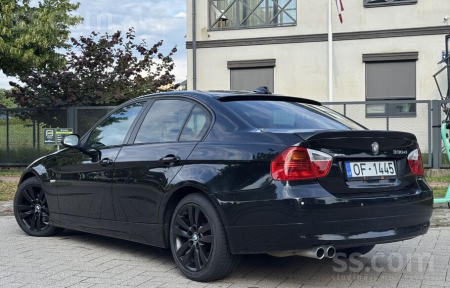 Black BMW 330 2006 in Riga, with an engine capacity of 3.00 L and mileage of 0 thousand km for 5000 €, photo 7 on AUTOMOTO.COM.LV