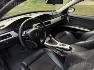 Black BMW 330 2006 in Riga, with an engine capacity of 3.00 L and mileage of 0 thousand km for 5000 €, photo 16 on AUTOMOTO.COM.LV
