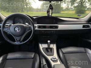 Black BMW 330 2006 in Riga, with an engine capacity of 3.00 L and mileage of 0 thousand km for 5000 €, photo 17 on AUTOMOTO.COM.LV