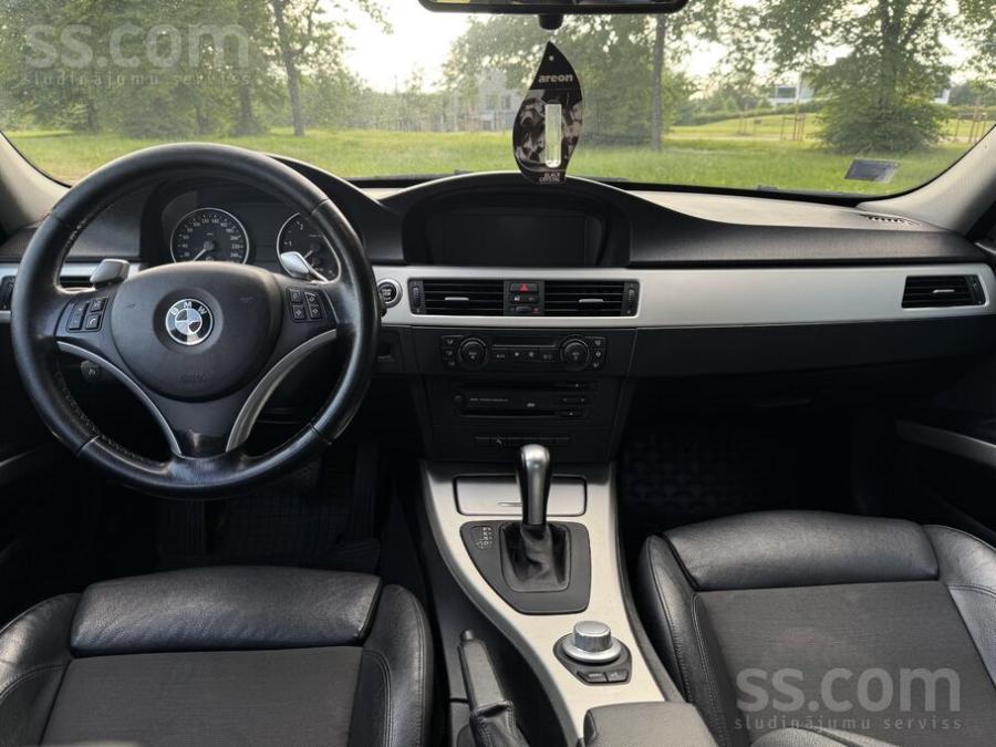 Black BMW 330 2006 in Riga, with an engine capacity of 3.00 L and mileage of 0 thousand km for 5000 €, photo 17 on AUTOMOTO.COM.LV