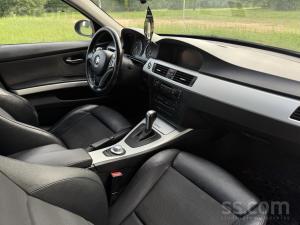 Black BMW 330 2006 in Riga, with an engine capacity of 3.00 L and mileage of 0 thousand km for 5000 €, photo 19 on AUTOMOTO.COM.LV