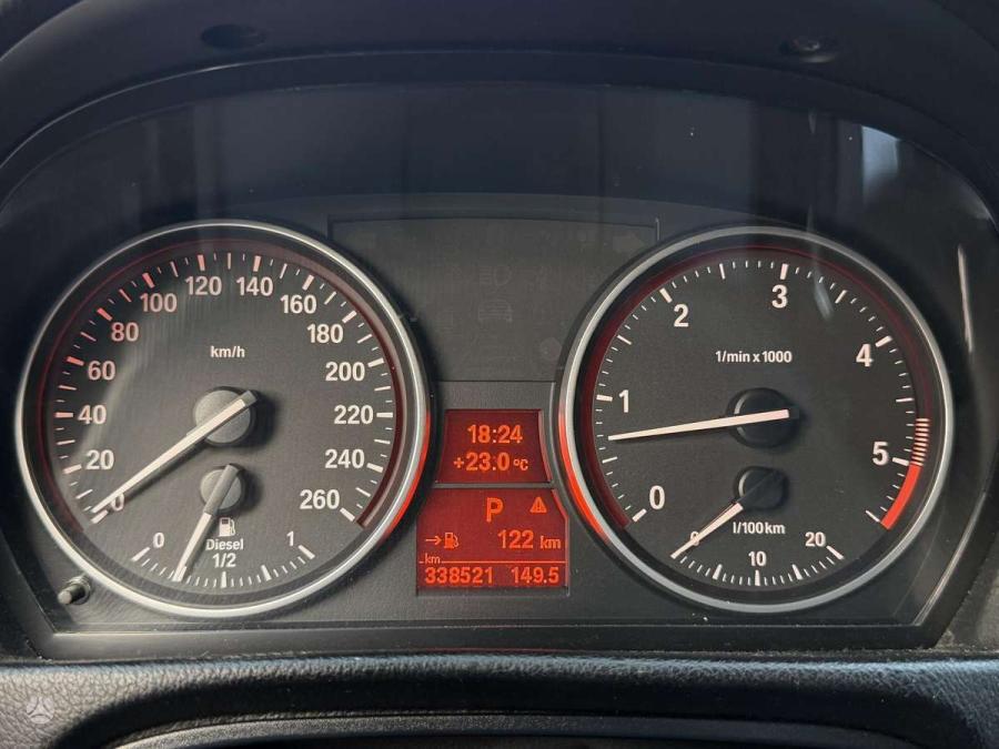 Черный БМВ 330 2006 в Вильнюс, объемом двигателя 3.00 л и пробегом 338 тыс. км за 4950 €, фото 25 на AUTOMOTO.COM.LV