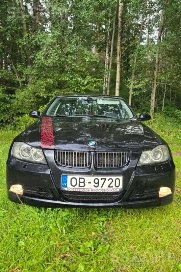Black BMW 330 2006 in Jelgava, with an engine capacity of 3.00 L and mileage of 224 thousand km for 2500 €, photo 1 on AUTOMOTO.COM.LV