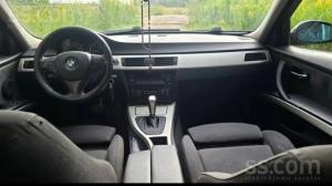 Black BMW 330 2006 in Jelgava, with an engine capacity of 3.00 L and mileage of 224 thousand km for 2500 €, photo 4 on AUTOMOTO.COM.LV