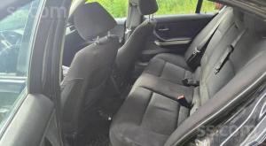 Black BMW 330 2006 in Jelgava, with an engine capacity of 3.00 L and mileage of 224 thousand km for 2500 €, photo 10 on AUTOMOTO.COM.LV