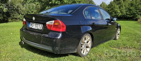 Melns BMW 330 2006 Gulbene, ar dzinēja tilpumu 3.00 L un nobraukumu 411 tūkst. km par 5200 €, foto 8 vietnē AUTOMOTO.COM.LV