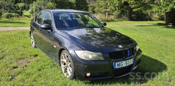 Black BMW 330 2006 in Gulbene, with an engine capacity of 3.00 L and mileage of 411 thousand km for 5200 €, photo 5 on AUTOMOTO.COM.LV