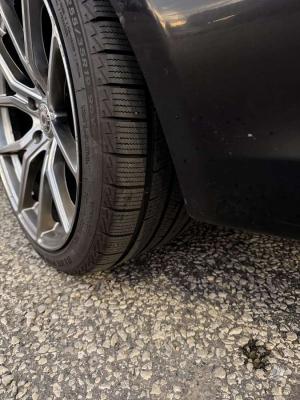 Black BMW 330 2006 in Vilnius, with an engine capacity of 2.99 L and mileage of 482 thousand km for 4300 €, photo 26 on AUTOMOTO.COM.LV