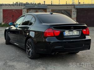 Melns BMW 330 2006 Rīga, ar dzinēja tilpumu 3.00 L un nobraukumu 340 tūkst. km par 6200 €, foto 5 vietnē AUTOMOTO.COM.LV