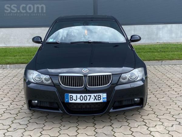 Black BMW 330 2007 in Riga, with an engine capacity of 3.00 L and mileage of 0 thousand km for 8770 €, photo 2 on AUTOMOTO.COM.LV