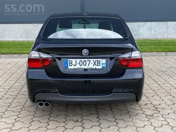 Black BMW 330 2007 in Riga, with an engine capacity of 3.00 L and mileage of 0 thousand km for 8770 €, photo 10 on AUTOMOTO.COM.LV