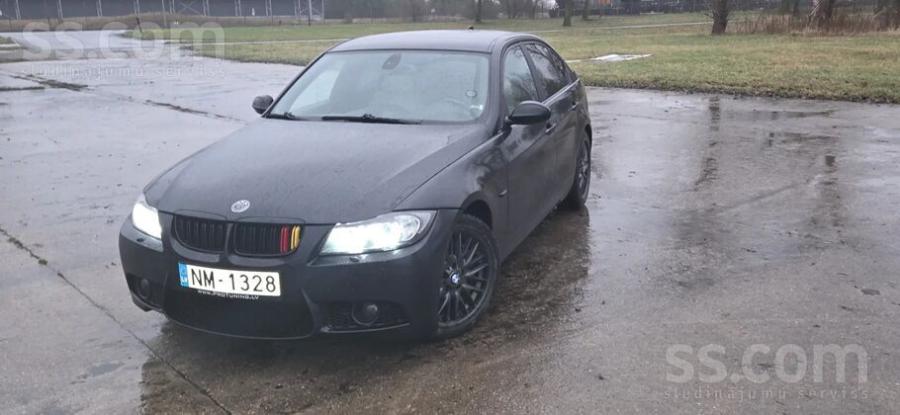 Melns BMW 330 2007 Liepāja, ar dzinēja tilpumu 3.00 L un nobraukumu 338 tūkst. km par 5500 €, foto 2 vietnē AUTOMOTO.COM.LV
