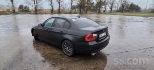 Melns BMW 330 2007 Liepāja, ar dzinēja tilpumu 3.00 L un nobraukumu 338 tūkst. km par 5500 €, foto 4 vietnē AUTOMOTO.COM.LV