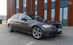 Melns BMW 330 2007 Kauņa, ar dzinēja tilpumu 3.00 L un nobraukumu 355 tūkst. km par 4750 €, foto 22 vietnē AUTOMOTO.COM.LV