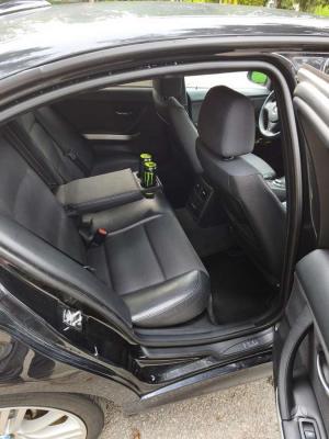 Black BMW 330 2007 in Vilnius, with an engine capacity of 2.99 L and mileage of 359 thousand km for 6600 €, photo 14 on AUTOMOTO.COM.LV