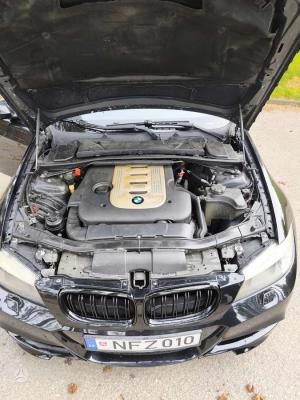 Black BMW 330 2007 in Vilnius, with an engine capacity of 2.99 L and mileage of 359 thousand km for 6600 €, photo 22 on AUTOMOTO.COM.LV