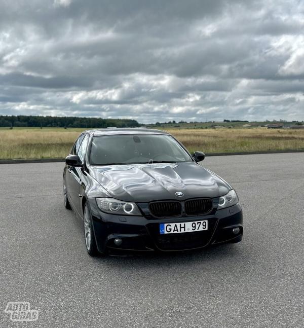 Black BMW 330 2007 in Silale, with an engine capacity of 3.00 L and mileage of 400 thousand km for 5950 €, photo 5 on AUTOMOTO.COM.LV
