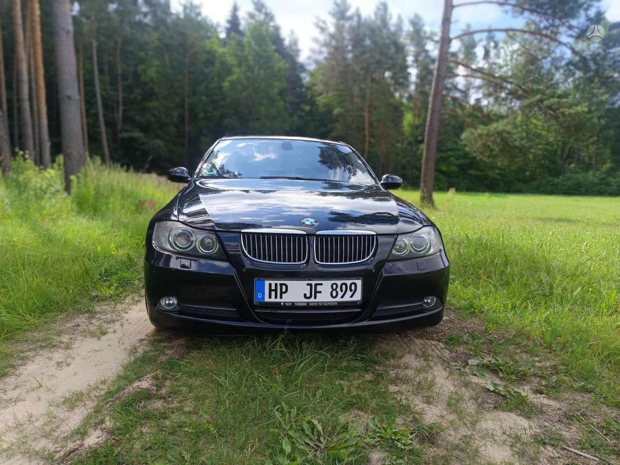 Melns BMW 330 2008 Kauņa, ar dzinēja tilpumu 3.00 L un nobraukumu 271 tūkst. km par 5890 €, foto 8 vietnē AUTOMOTO.COM.LV
