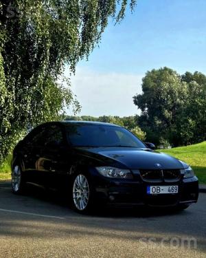 Melns BMW 330 2008 Rīga, ar dzinēja tilpumu 3.00 L un nobraukumu 352 tūkst. km par 7700 €, foto  vietnē AUTOMOTO.COM.LV