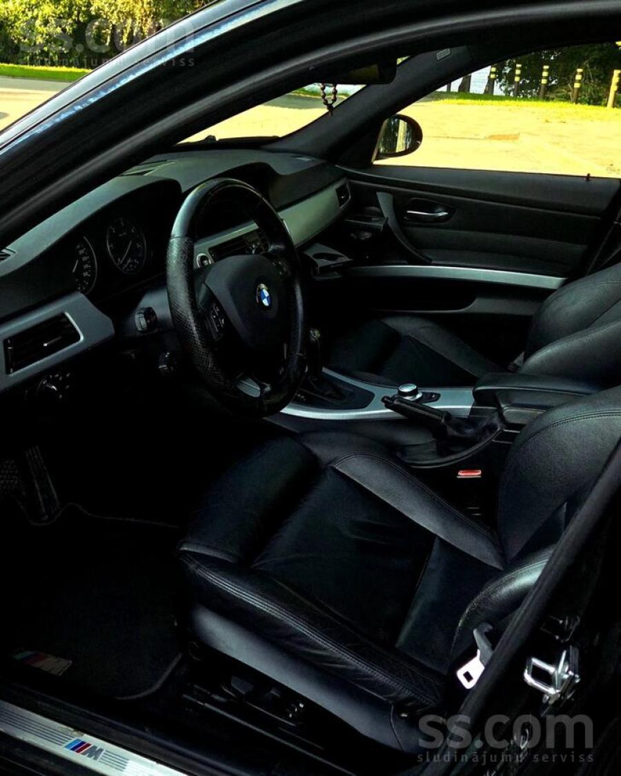 Black BMW 330 2008 in Riga, with an engine capacity of 3.00 L and mileage of 352 thousand km for 7700 €, photo 6 on AUTOMOTO.COM.LV