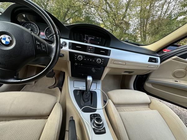 БМВ 330 2008 в Вильнюс на AUTOMOTO.COM.LV Черный БМВ 330 2008 в Вильнюс, объемом двигателя 3.00 л и пробегом 299 тыс. км за 6500 €, фото 7 на AUTOMOTO.COM.LV