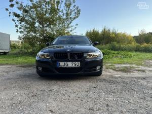 Черный БМВ 330 2008 в Вильнюс, объемом двигателя 3.00 л и пробегом 299 тыс. км за 6500 €, фото 19 на AUTOMOTO.COM.LV