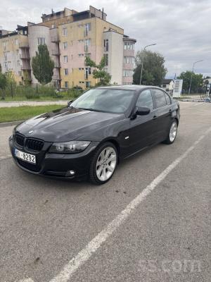 Black BMW 330 2009 in Jelgava, with an engine capacity of 3.00 L and mileage of 333 thousand km for 7000 €, photo  on AUTOMOTO.COM.LV