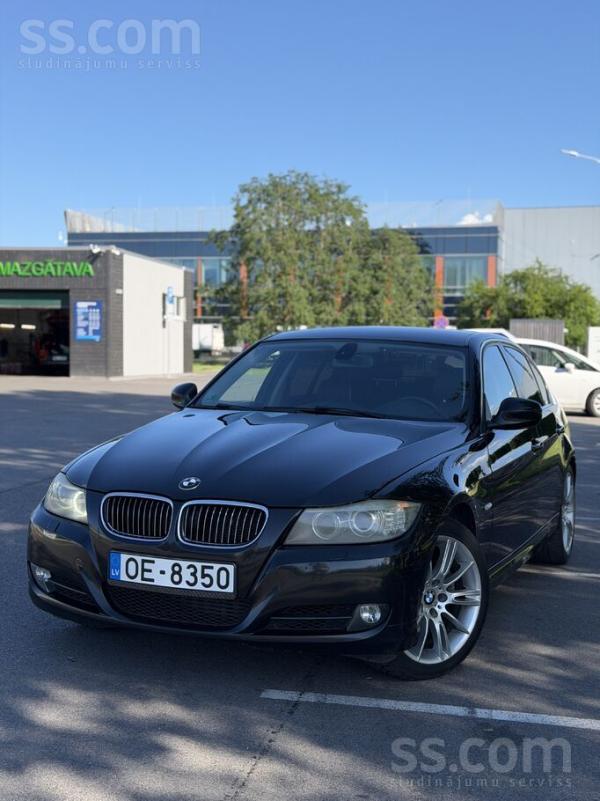 Melns BMW 330 2010 Rīga, ar dzinēja tilpumu 3.00 L un nobraukumu 378 tūkst. km par 6300 €, foto 1 vietnē AUTOMOTO.COM.LV