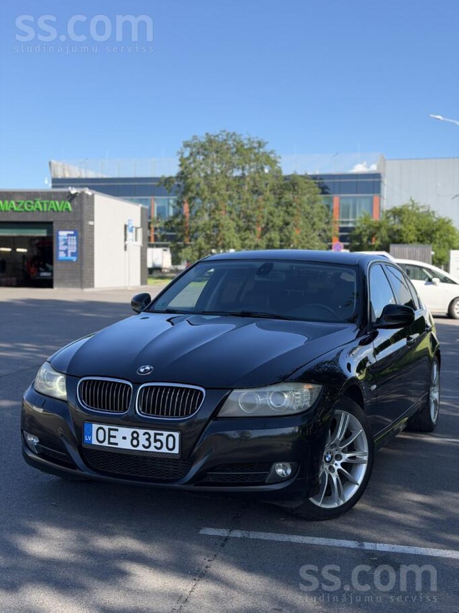 Melns BMW 330 2010 Rīga, ar dzinēja tilpumu 3.00 L un nobraukumu 378 tūkst. km par 6300 €, foto 1 vietnē AUTOMOTO.COM.LV