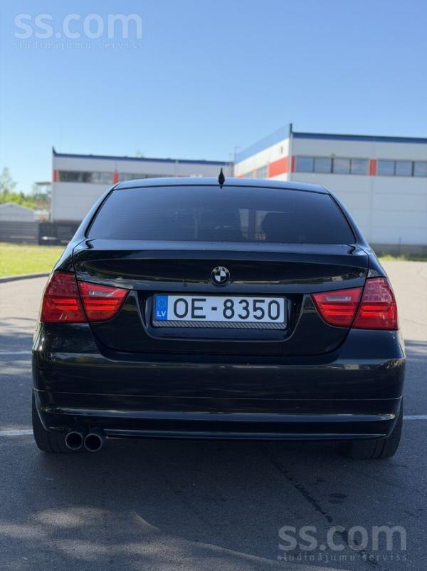 Melns BMW 330 2010 Rīga, ar dzinēja tilpumu 3.00 L un nobraukumu 378 tūkst. km par 6300 €, foto 7 vietnē AUTOMOTO.COM.LV
