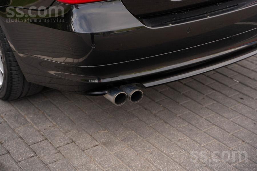 Melns BMW 330 2010 Rīga, ar dzinēja tilpumu 3.00 L un nobraukumu 377 tūkst. km par 5990 €, foto 10 vietnē AUTOMOTO.COM.LV