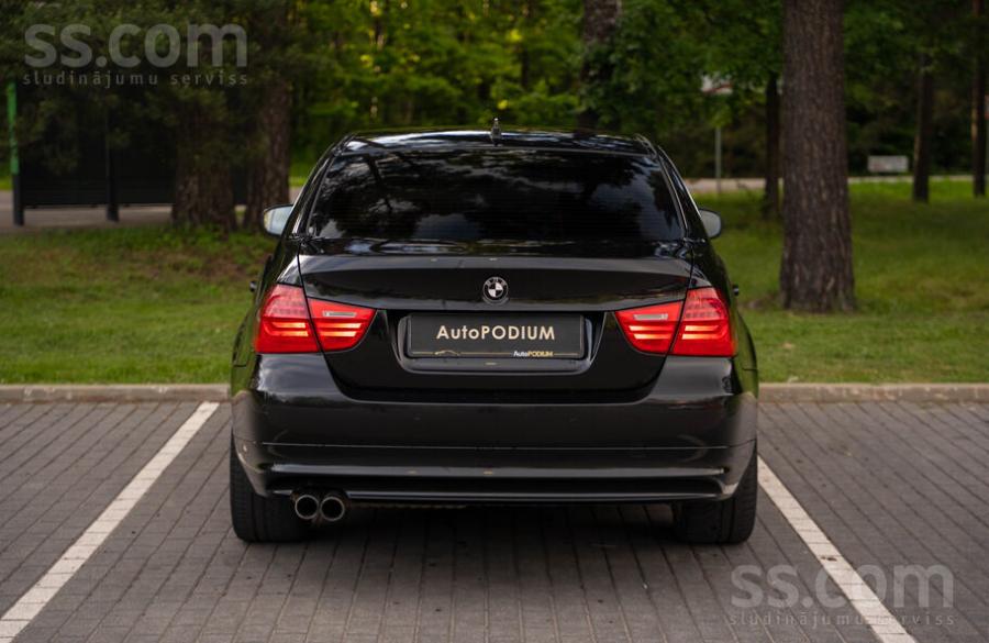 Melns BMW 330 2010 Rīga, ar dzinēja tilpumu 3.00 L un nobraukumu 377 tūkst. km par 5990 €, foto 13 vietnē AUTOMOTO.COM.LV