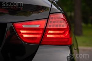 Melns BMW 330 2010 Rīga, ar dzinēja tilpumu 3.00 L un nobraukumu 377 tūkst. km par 5990 €, foto 15 vietnē AUTOMOTO.COM.LV