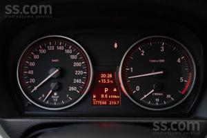 Melns BMW 330 2010 Rīga, ar dzinēja tilpumu 3.00 L un nobraukumu 377 tūkst. km par 5990 €, foto 28 vietnē AUTOMOTO.COM.LV