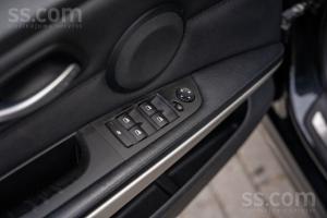 Melns BMW 330 2010 Rīga, ar dzinēja tilpumu 3.00 L un nobraukumu 377 tūkst. km par 5990 €, foto 48 vietnē AUTOMOTO.COM.LV