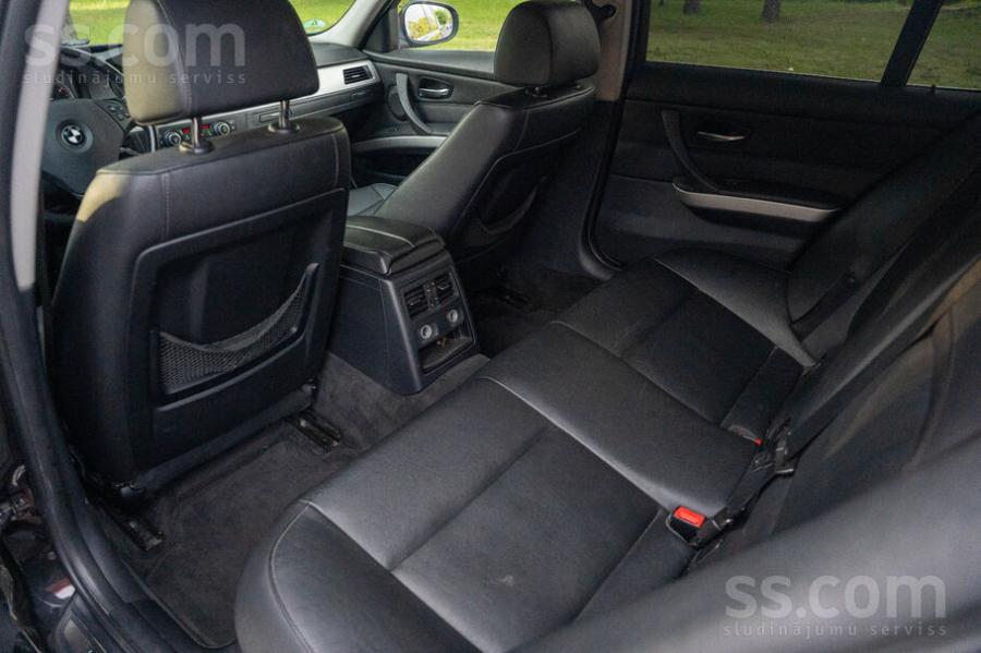 Melns BMW 330 2010 Rīga, ar dzinēja tilpumu 3.00 L un nobraukumu 377 tūkst. km par 5990 €, foto 55 vietnē AUTOMOTO.COM.LV