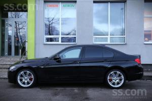 Melns BMW 330 2012 Rīga, ar dzinēja tilpumu 3.00 L un nobraukumu 0 tūkst. km par 10995 €, foto 2 vietnē AUTOMOTO.COM.LV