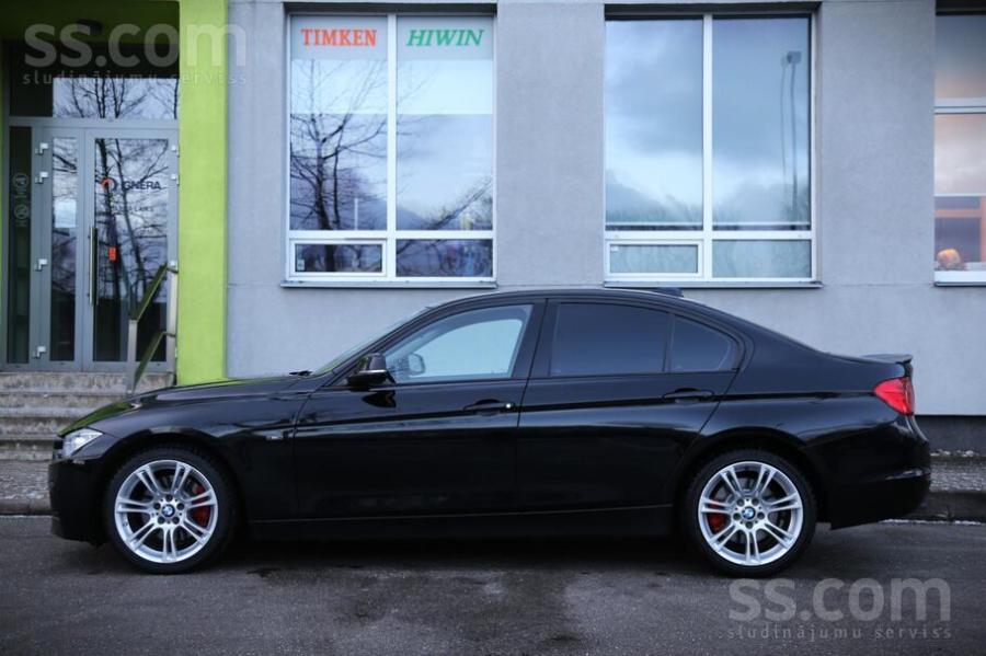Melns BMW 330 2012 Rīga, ar dzinēja tilpumu 3.00 L un nobraukumu 0 tūkst. km par 10995 €, foto 2 vietnē AUTOMOTO.COM.LV