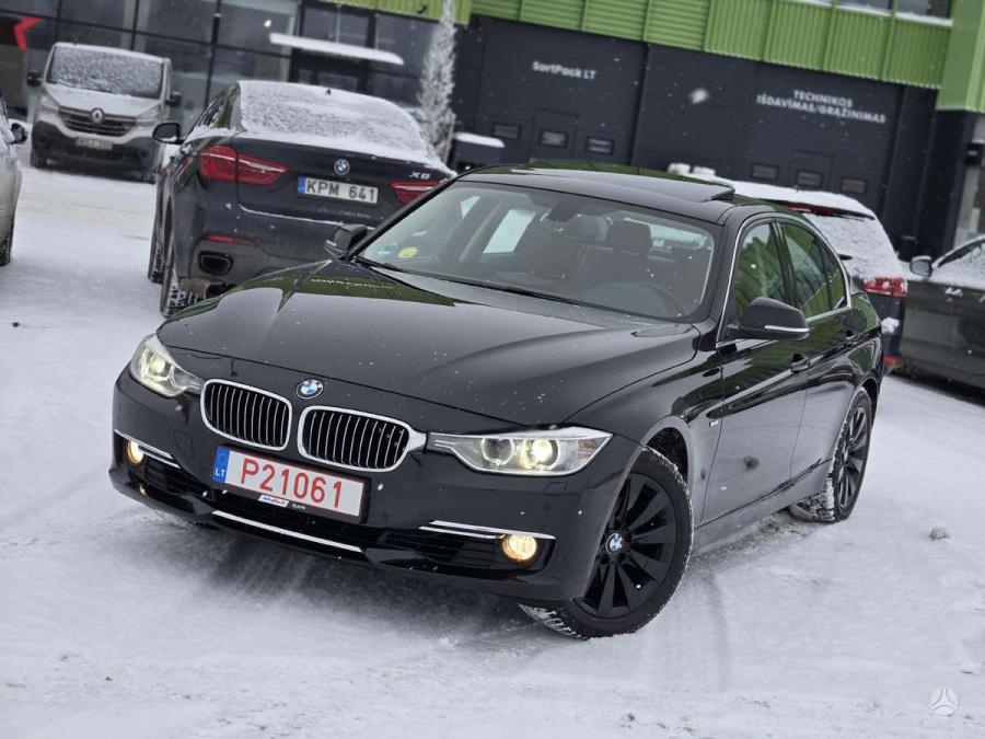 Melns BMW 330 2013 Viļņa, ar dzinēja tilpumu 2.99 L un nobraukumu 295 tūkst. km par 10750 €, foto 2 vietnē AUTOMOTO.COM.LV