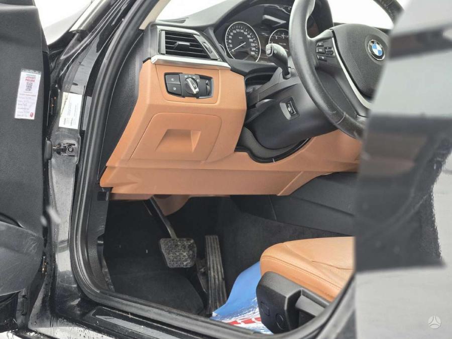 Melns BMW 330 2013 Viļņa, ar dzinēja tilpumu 2.99 L un nobraukumu 295 tūkst. km par 10750 €, foto 20 vietnē AUTOMOTO.COM.LV